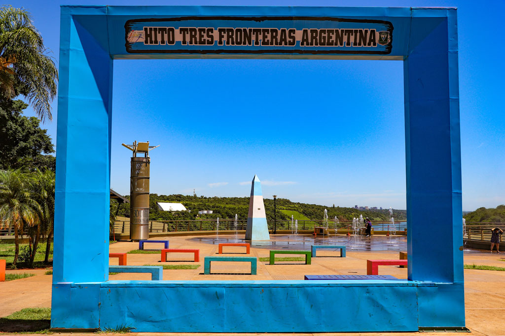 Hito Tres Fronteras - Cataratas del Iguazú